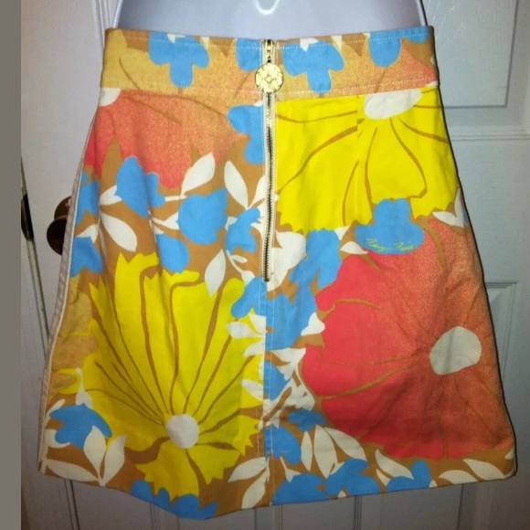 Tracy Feith | Skirts | Tracy Feith Floral Aline Skirt Target Canvas ...
